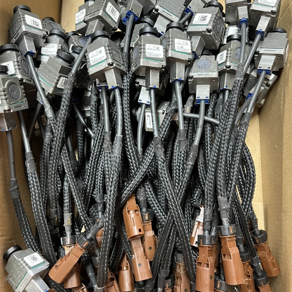 A0009056206-A0009051103-A0009056306-A0009050806-A0009053902-Engine-Rear ...