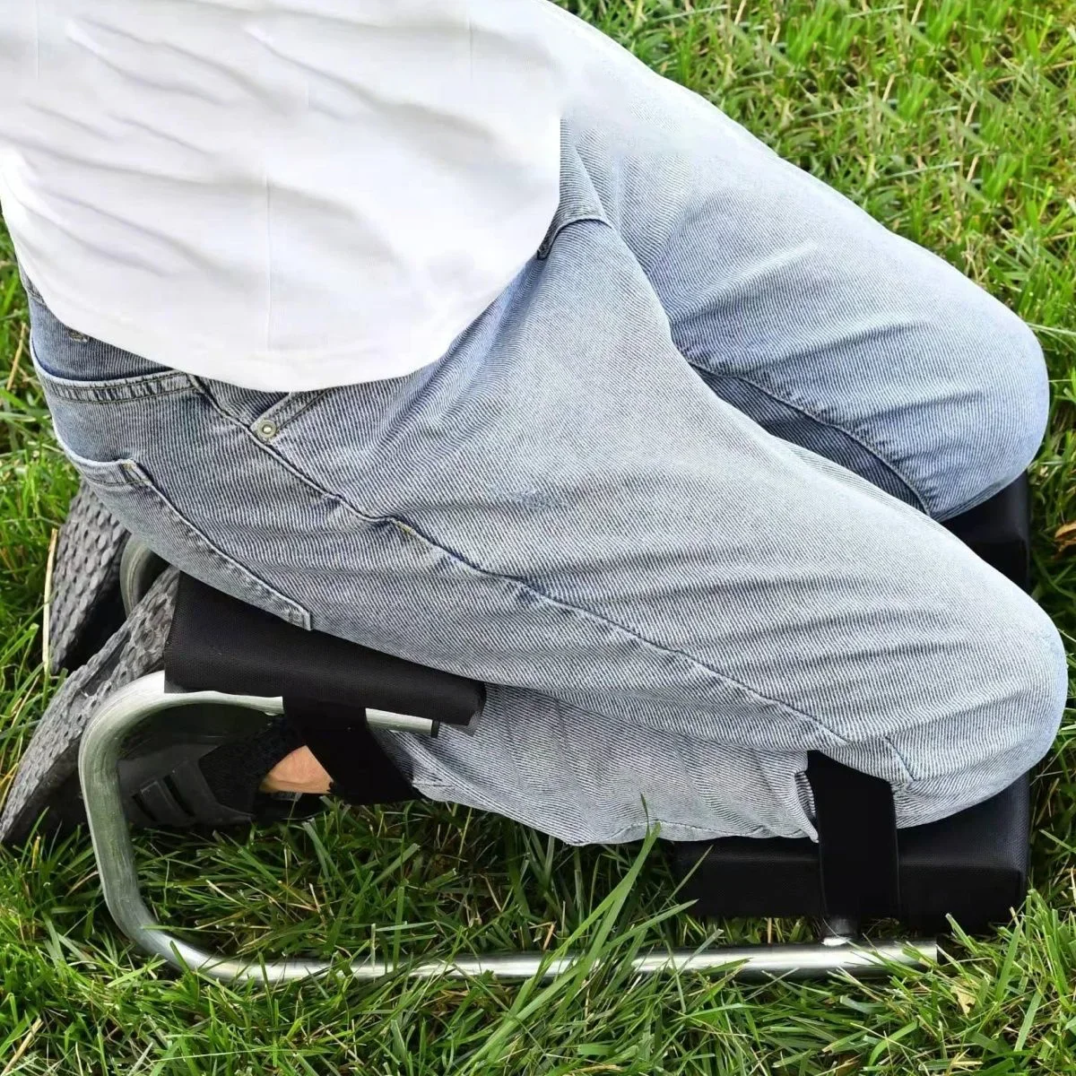 Portable-Sitting-Bench-Floor-Repair-Kneeling-Stool-Carpeted-Mobile ...