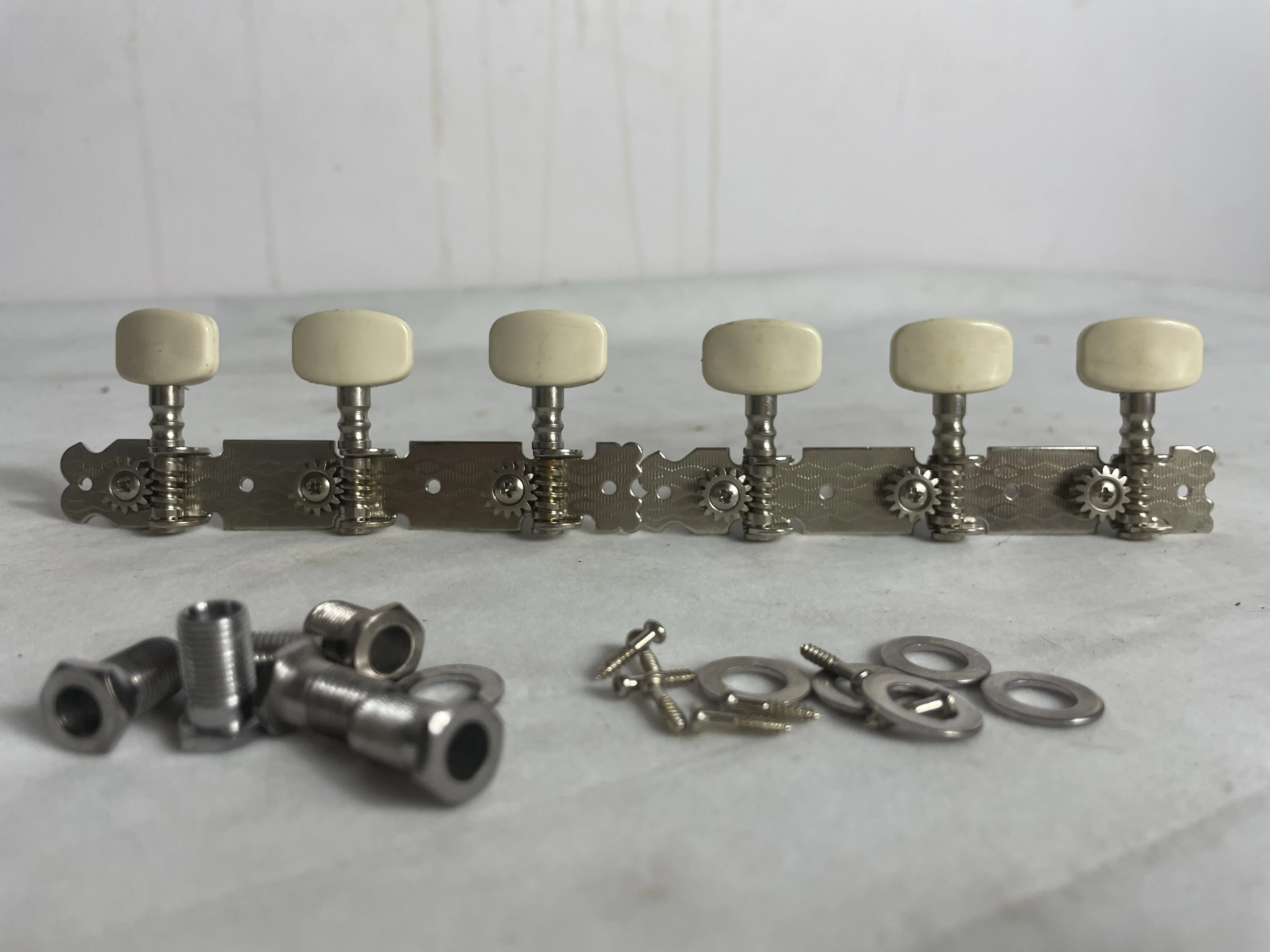 ST-Guitar-Lock-String-Tuner-6-String-Guitar-Head-Tuner-One-Set-of ...