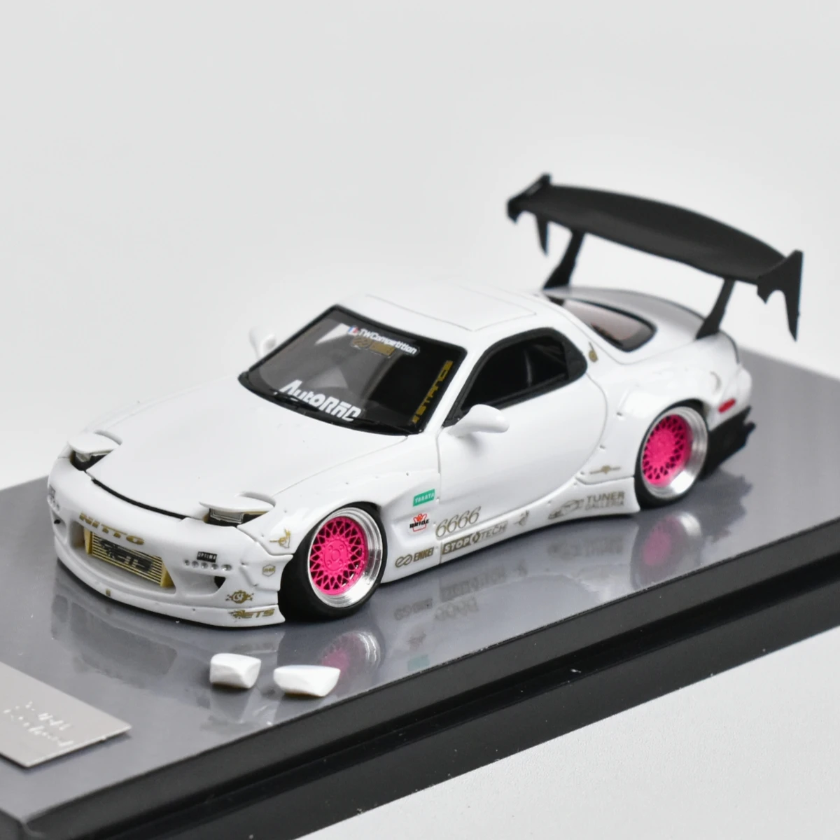 404-Error-1-64-mazda-RX-7-FD-resin-car-model-toy.jpg