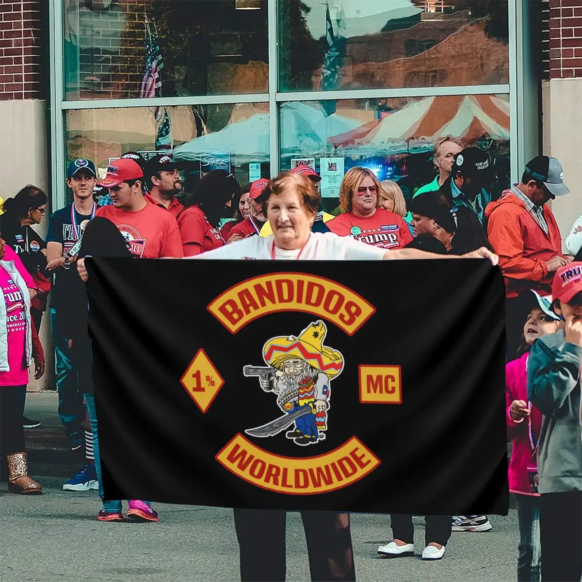 New-Bandidos-Worldwide-Motorcycle-Club-Black-Mens-Mc-1-Tshir-Graphic ...