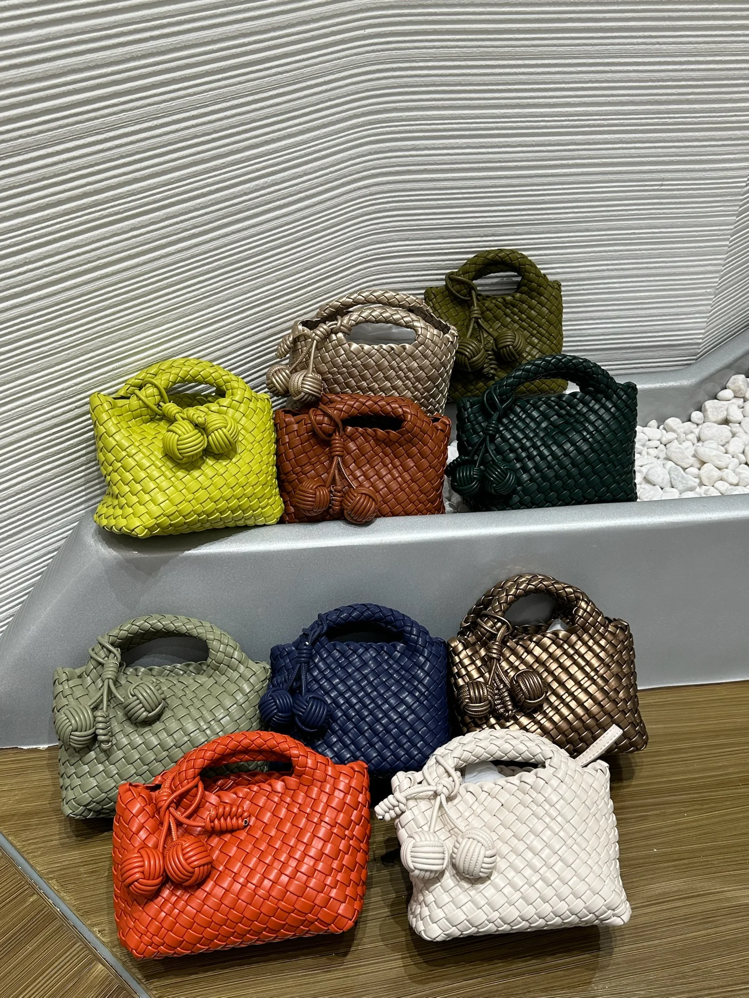 Designer bag Women's handbag Popular small size version PU leather ...