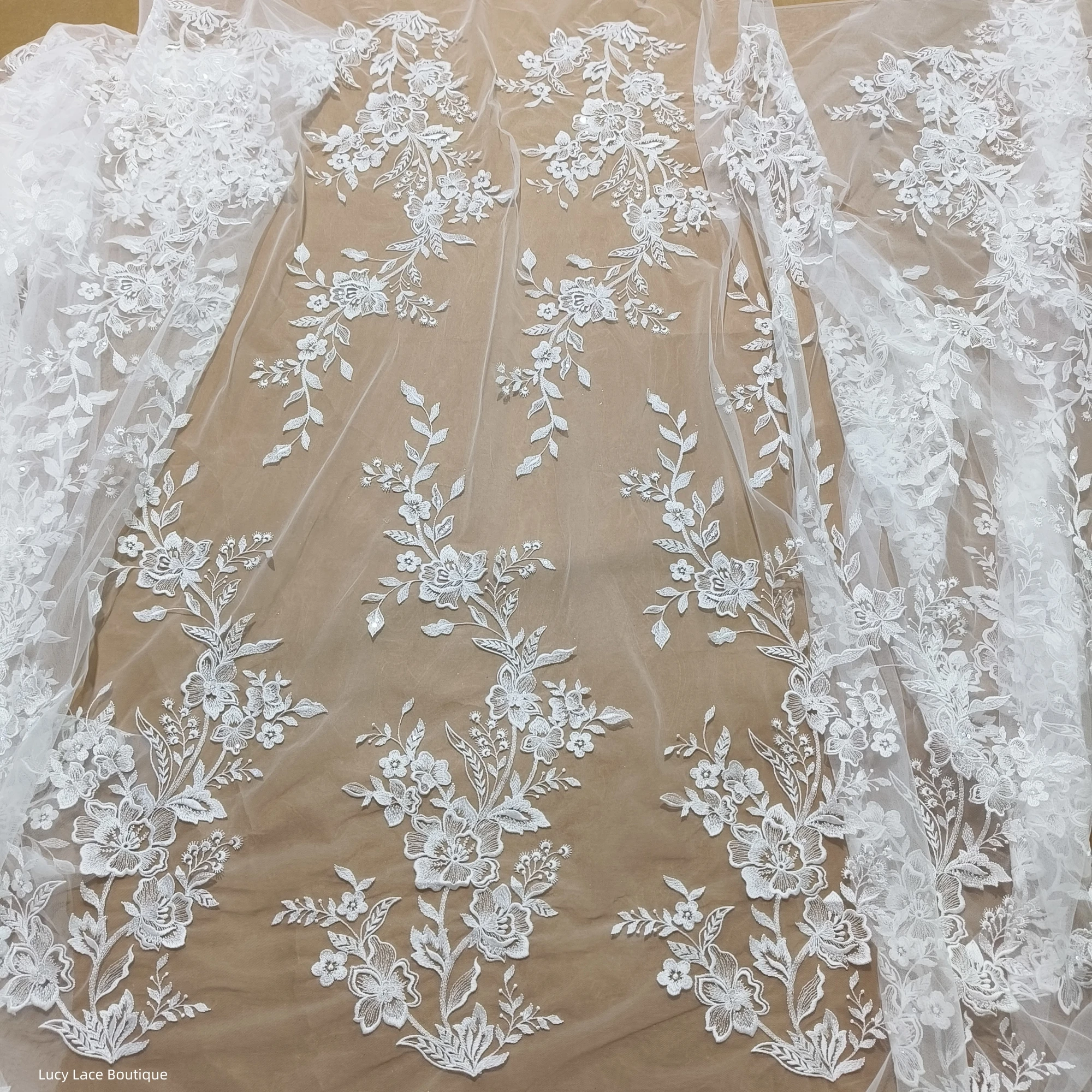 Grote-Bloemen-Met-Pailletten-Prachtig-Borduurwerk-Tule-Kant-Stof-Voor ...