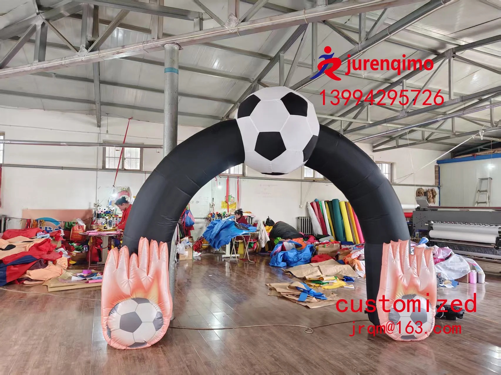 Customized inflatable decorations for football arches and party props ...