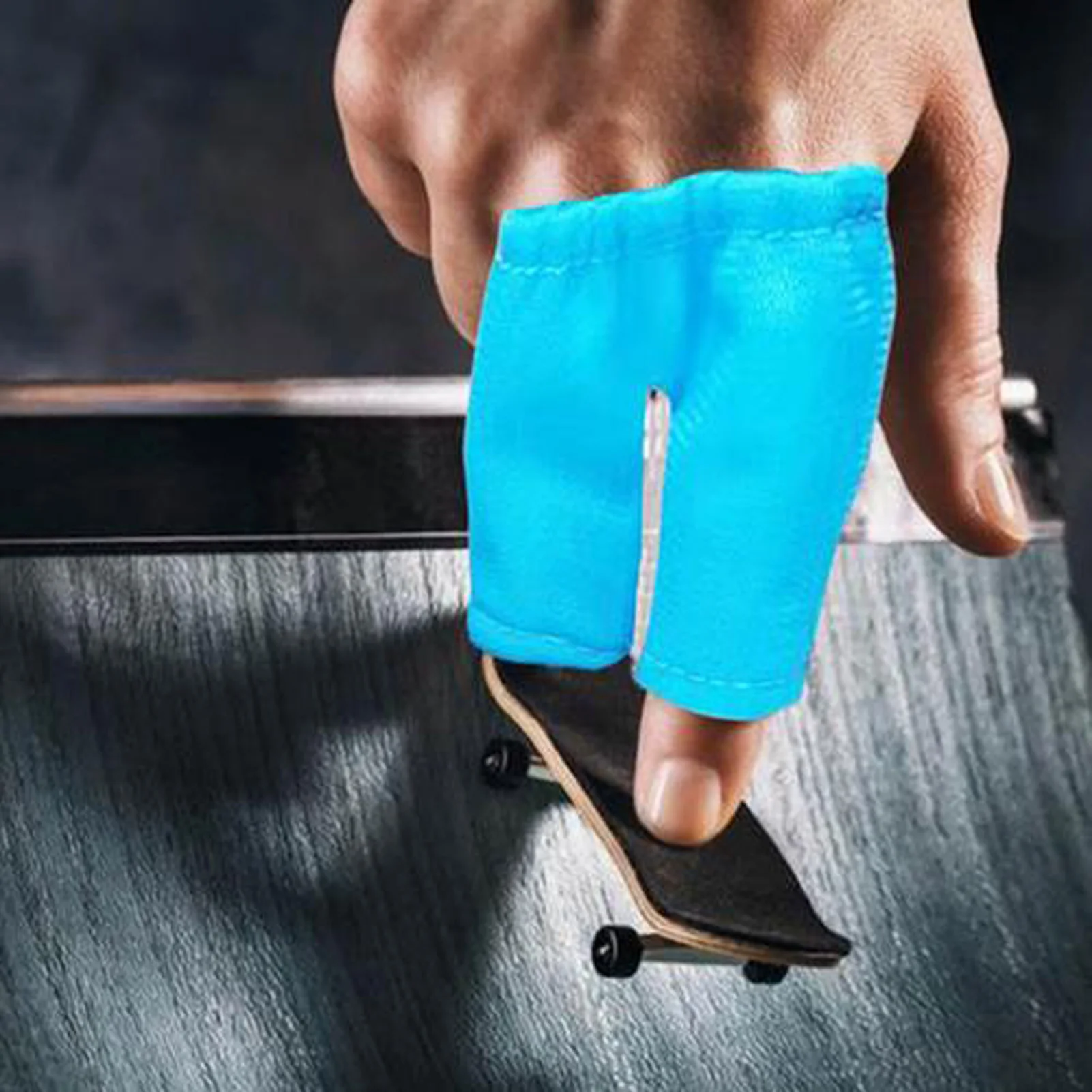 Mini-Fingertip-Clothes-Set-Finger-Pants-T-shirt-Scooter-Skateboards ...