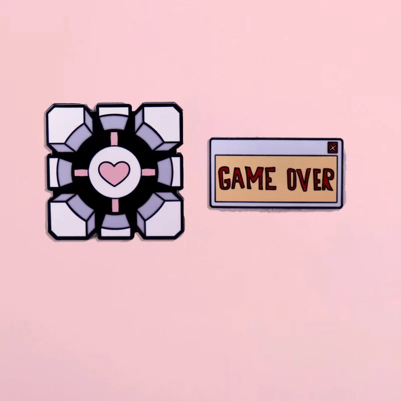 Fun Portal Game Pin Cube Love Cube Brooch Metal Badge Game Lover ...