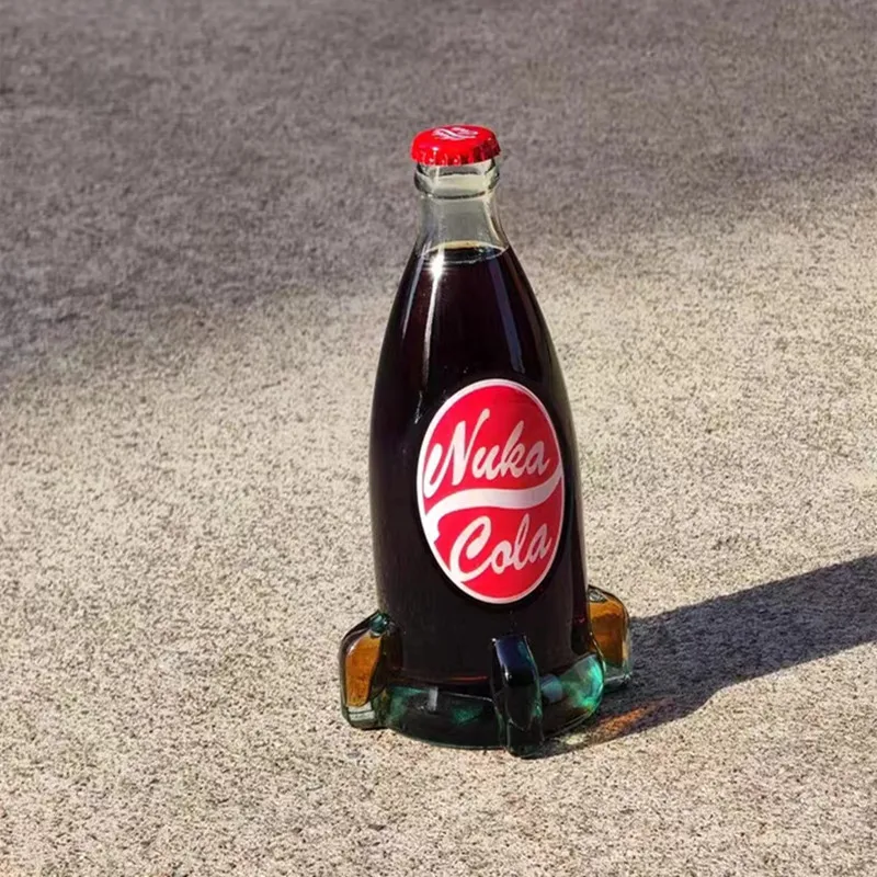 Juego Fallout 4 Vault Boy Nuke Cola Bottle Toy Model Collection Fallout ...
