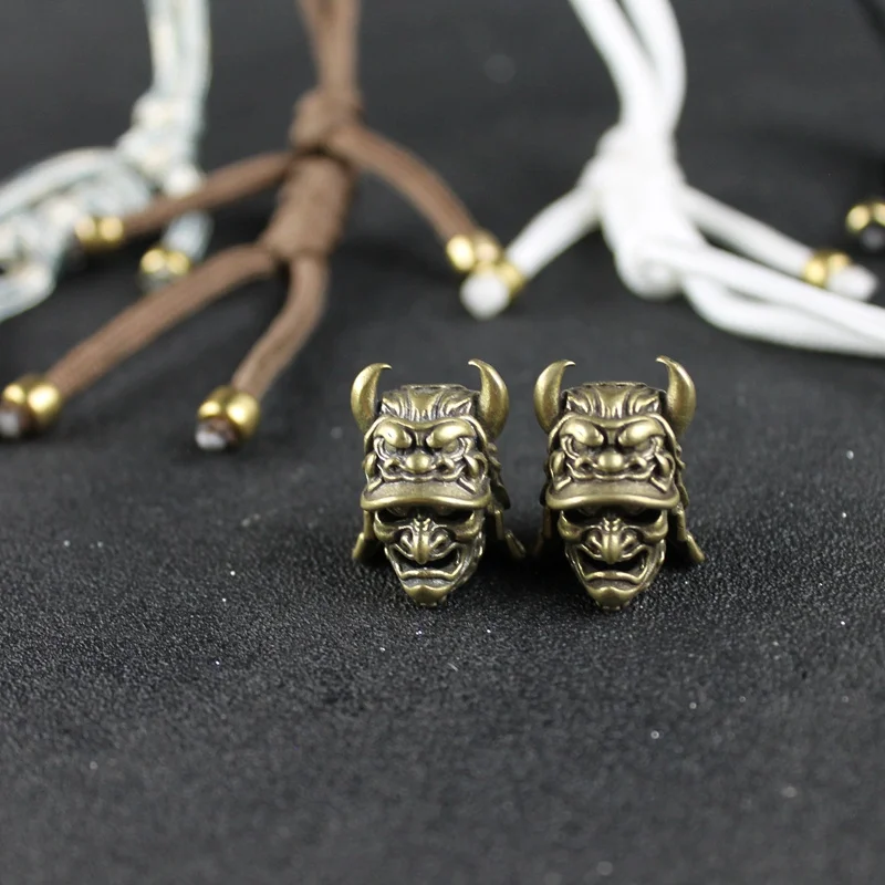 Japanese Eagle Nose Samurai Helmet brass Knife Beads - Viking Paracord ...