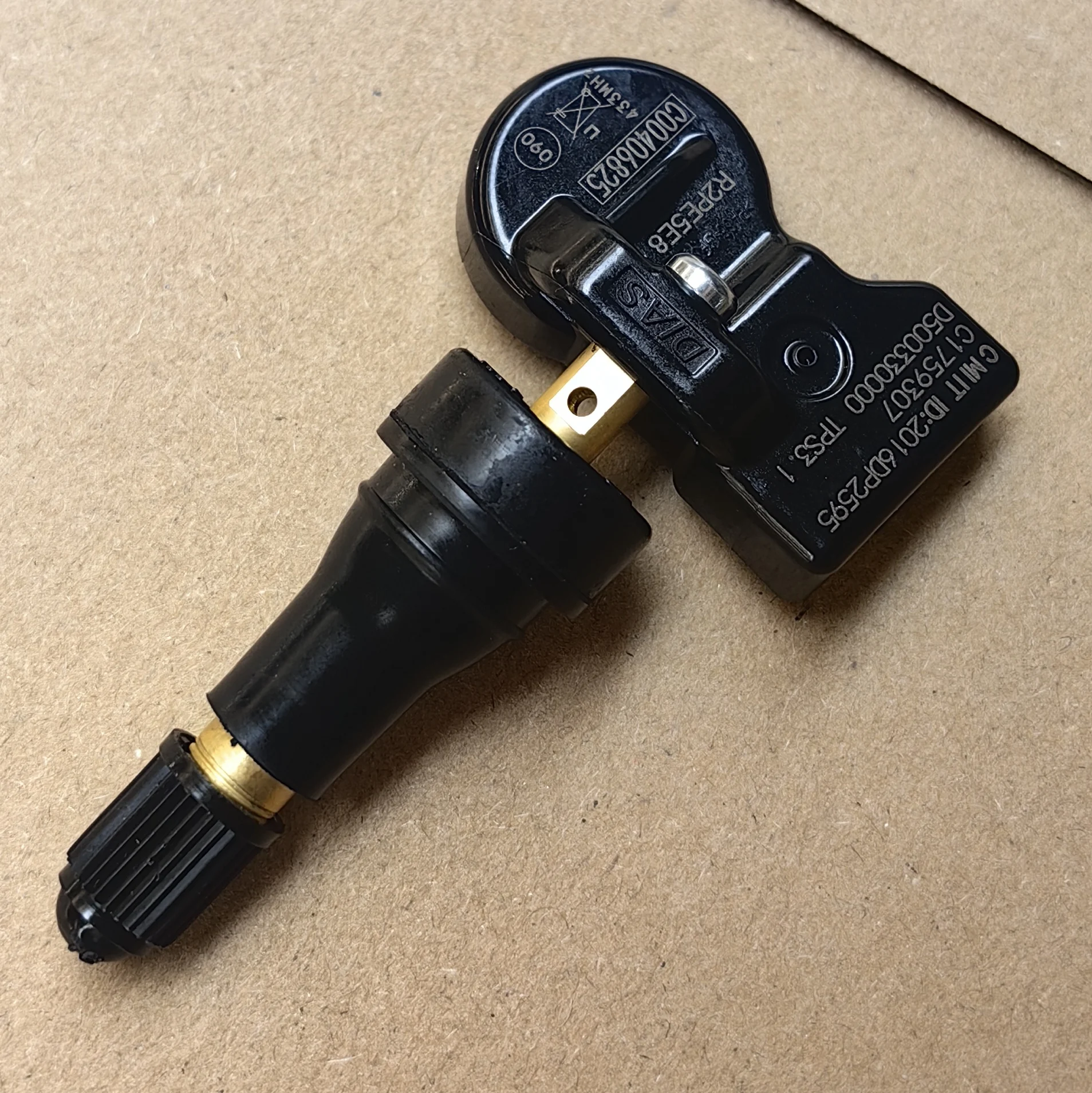 C00016882-C00104713-C00028085-C00406825-maxus-for-v80-Tire-pressure ...