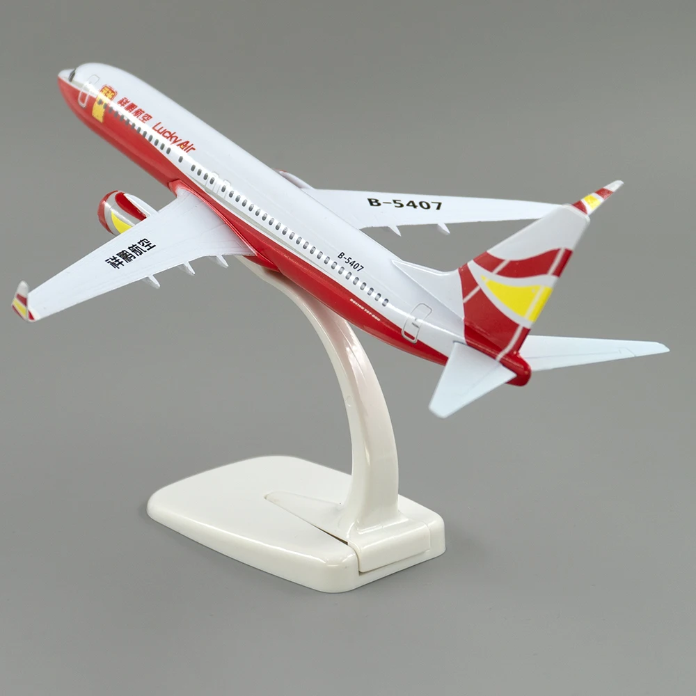 Vintage Model Airplane Boeing 737-800 Pegasus Model