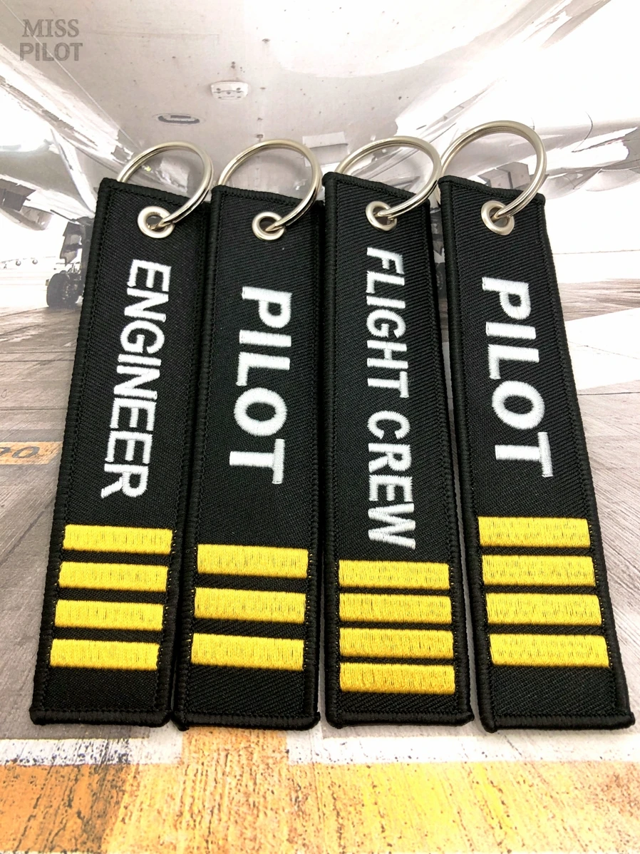 PILOT-Streamers-Flight-Crew-2-3-4-Bars-Aviation-Key-Chain-Package.jpg