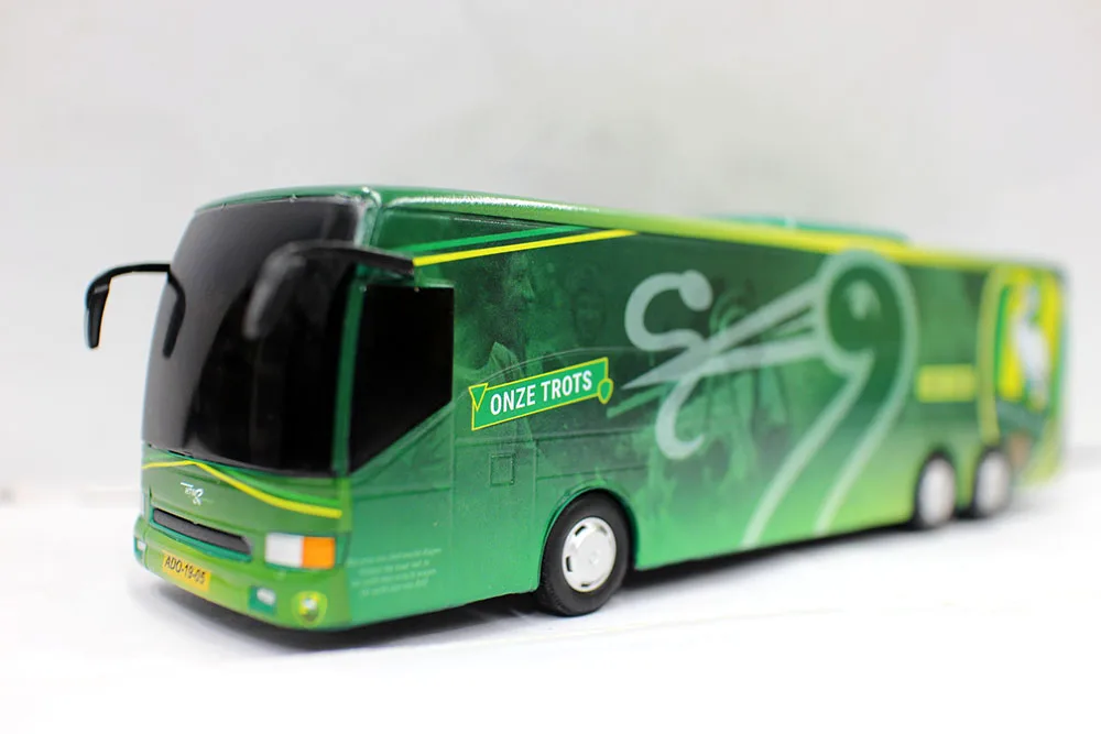 Diecast-Toys-Model-Football-Teams-Bus-Autobus-For-Collection-Memento ...