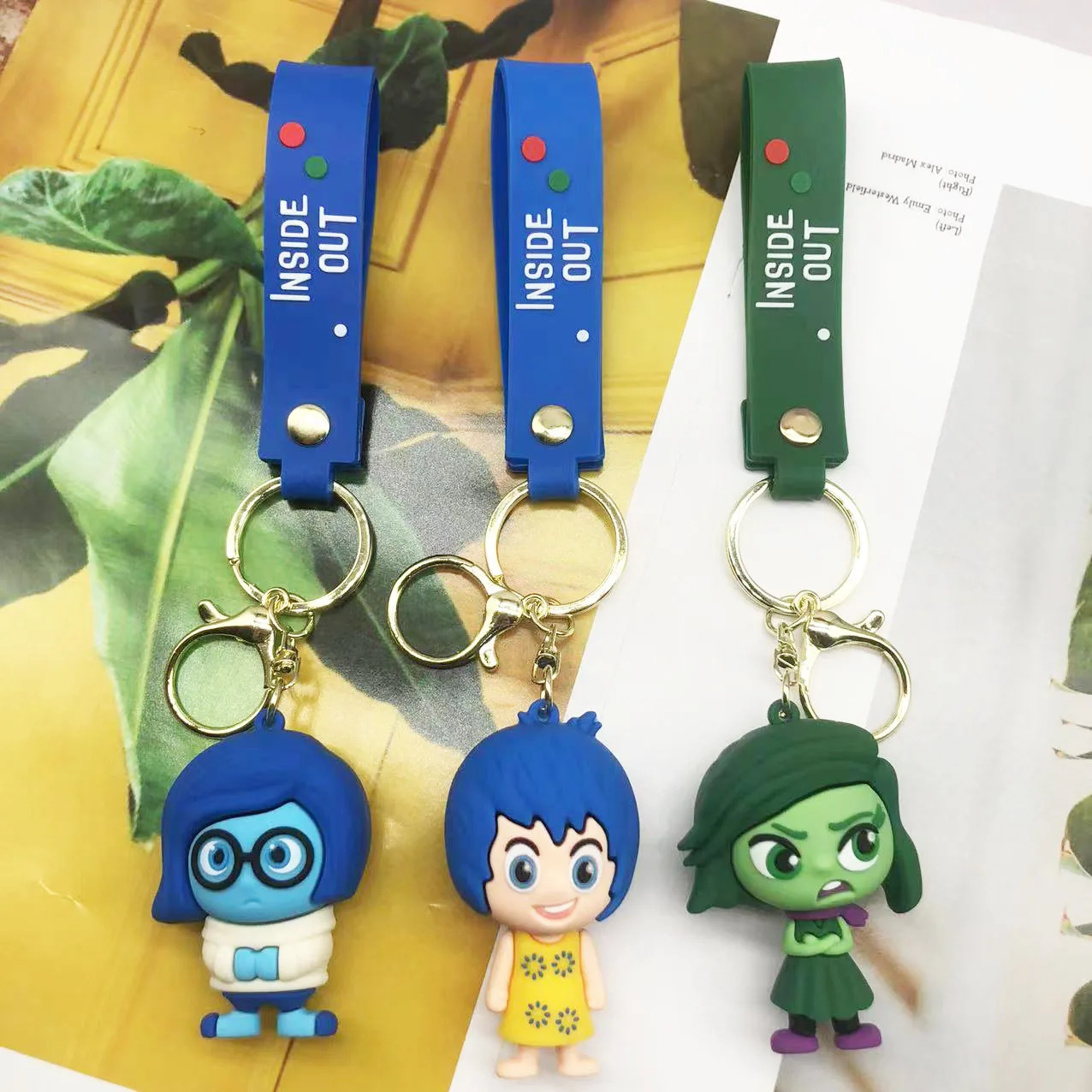 Disney-Anime-Inside-Out-Inside-Out-Keychain-Mind-Wars-Sad-Emotions-Men ...