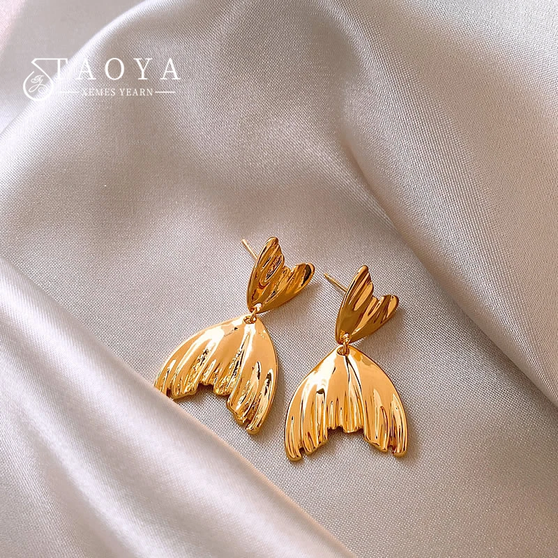 European-and-American-Design-Metal-Pleated-Gold-Color-Fishtail-Earrings ...