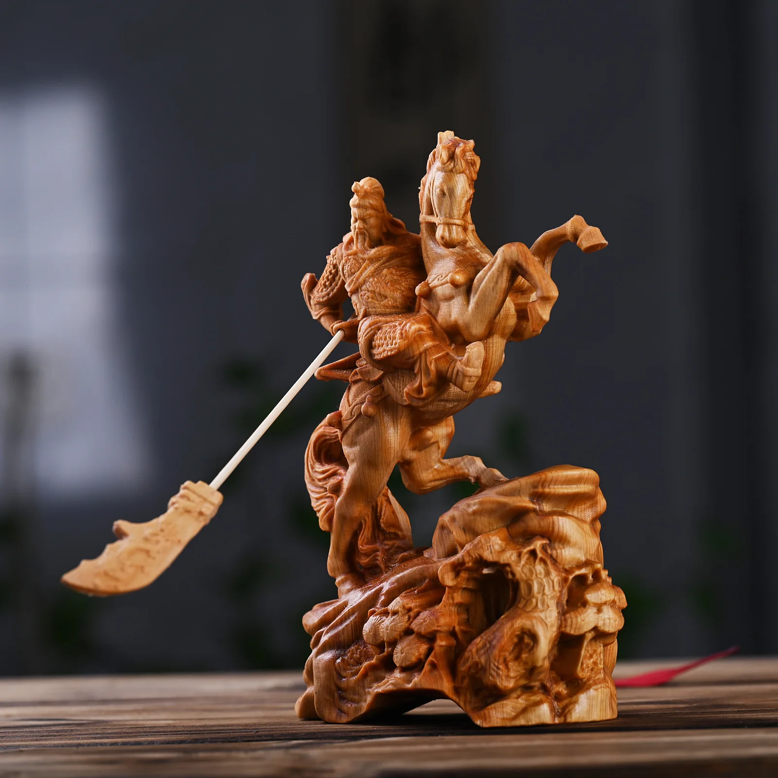 Cliff Cypress Carving Statue Of Guan Gong God Of Wealth Guan Yu Home ...