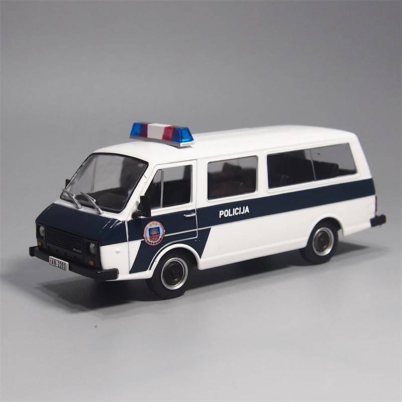 1-43-Scale-Diecast-Alloy-RF22038-Van-Toys-Police-Cars-Model-BB0110 ...