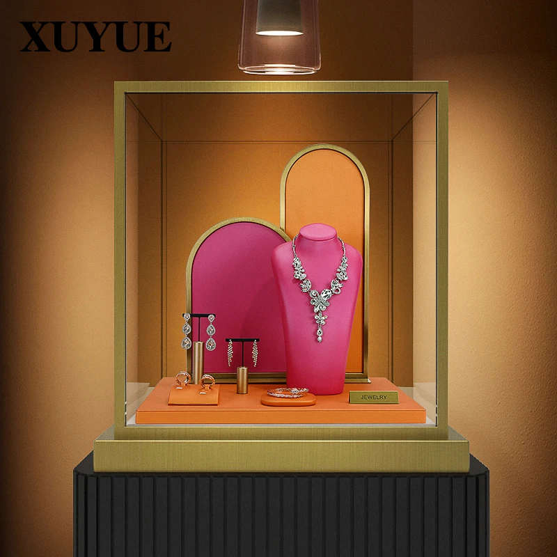 Jewelry Window Displays