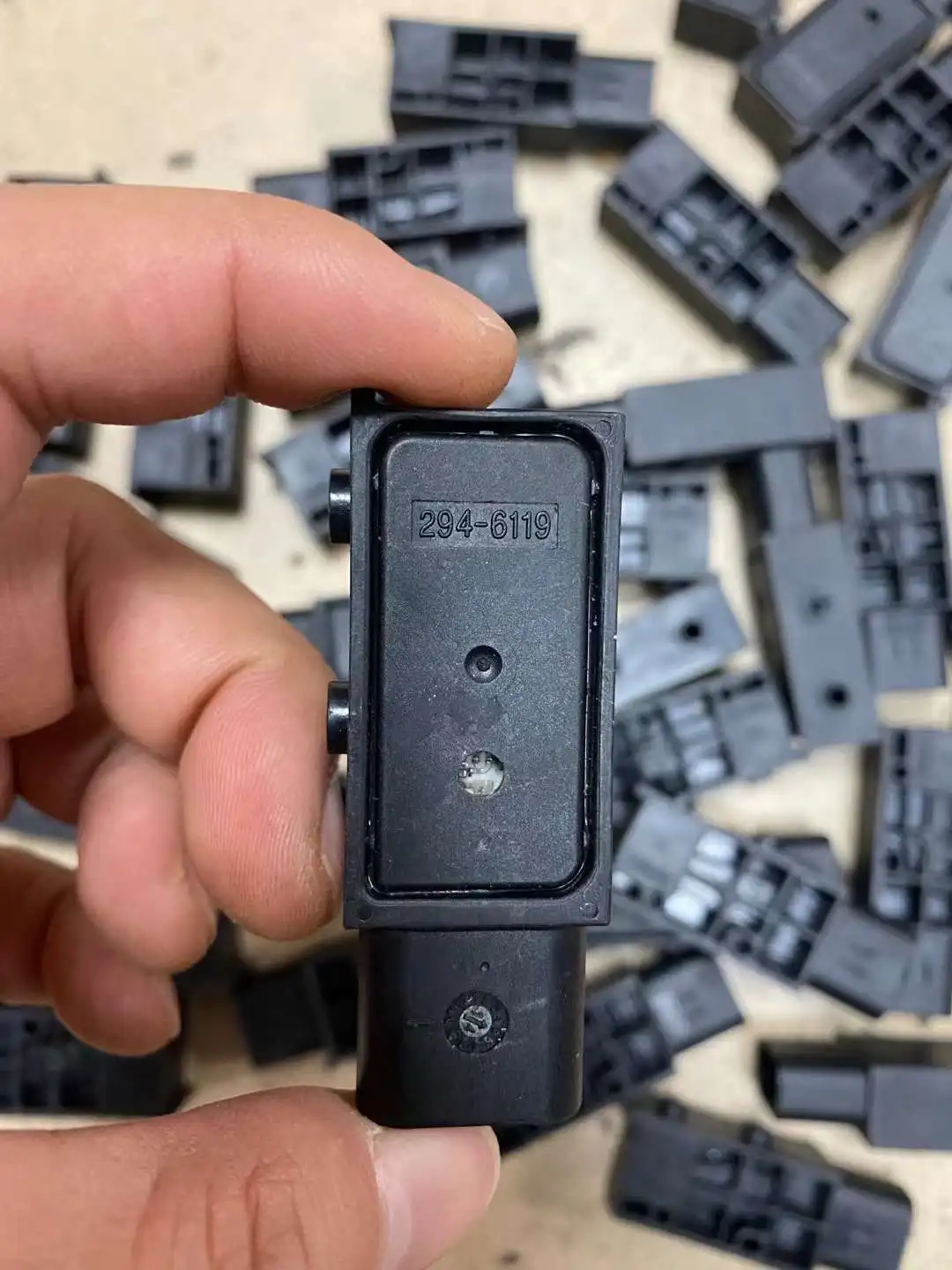 Intake-Pressure-Sensor-2946119-294-6119-2946118-294-6118-2845320-284 ...