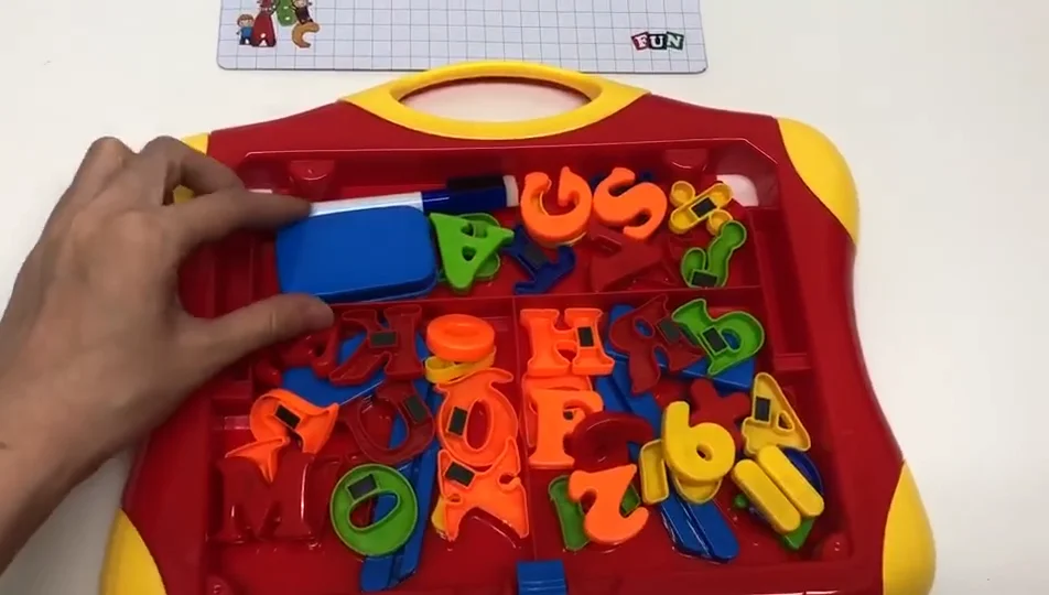 Magnetic Learning Case - 2-in-1 Drawing Board Magnetic Whiteboard Kids ...