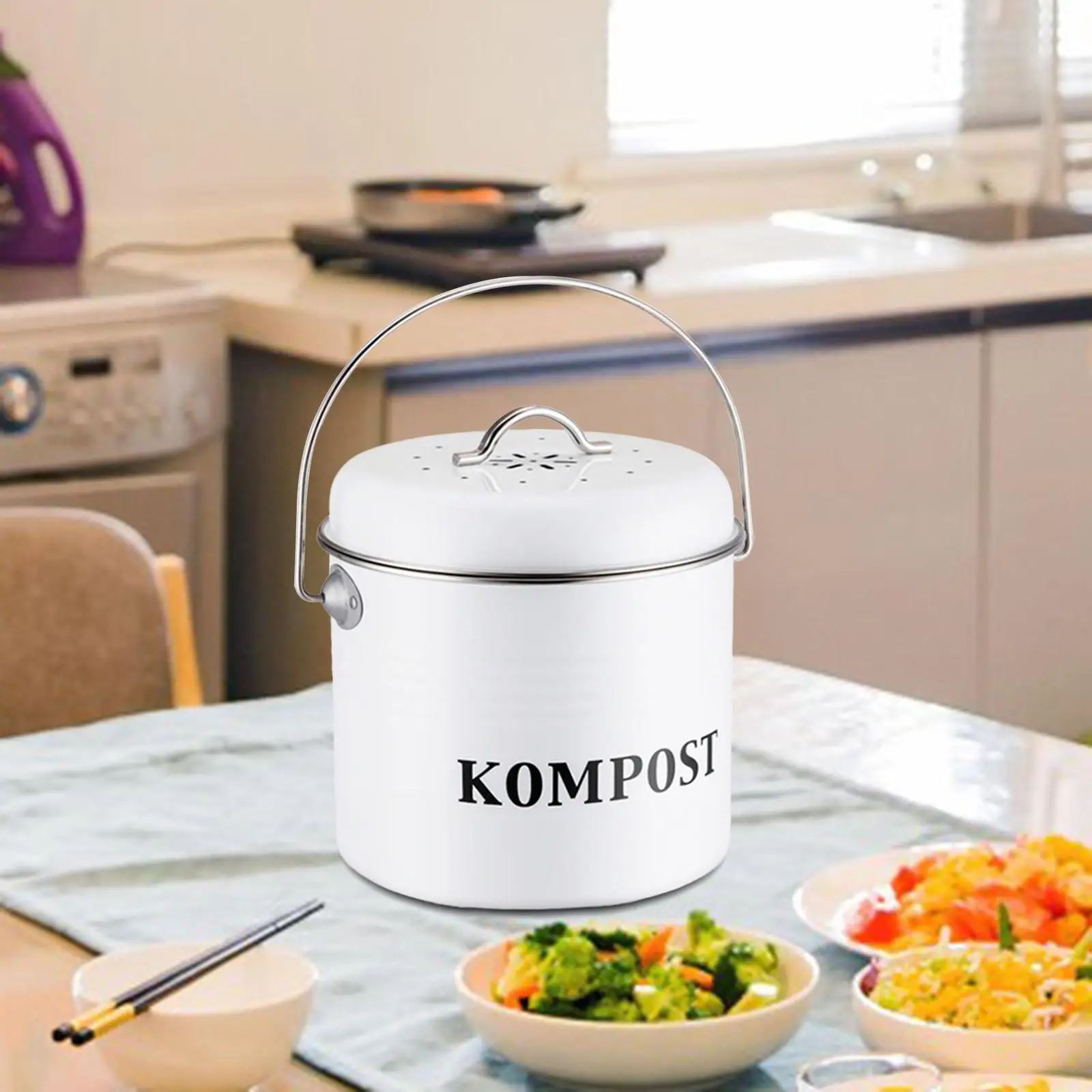 Kitchen Compost Caddy | thegamingmecca.com