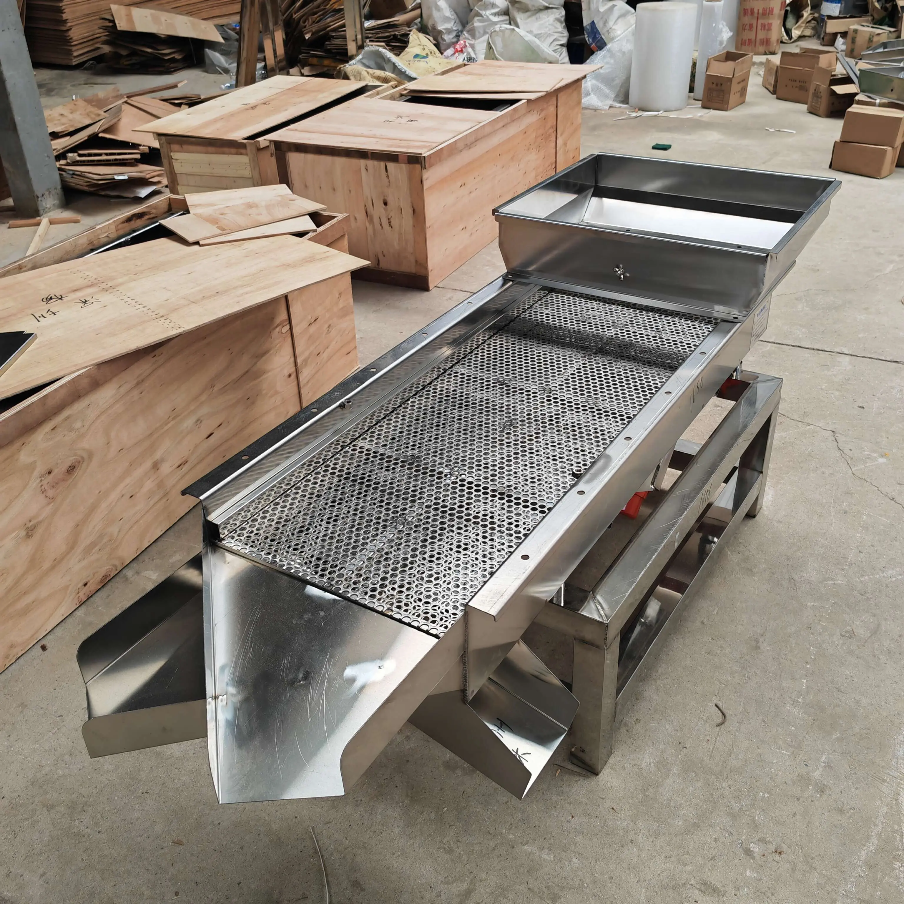 Electric-vibrating-screen-linear-screen-screening-machine-material ...