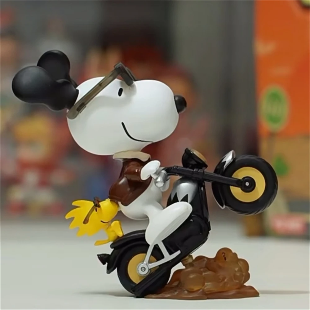 Specify-The-Styles-Best-Friends-Snoopy-Charlie-Brown-Peanuts-Action ...