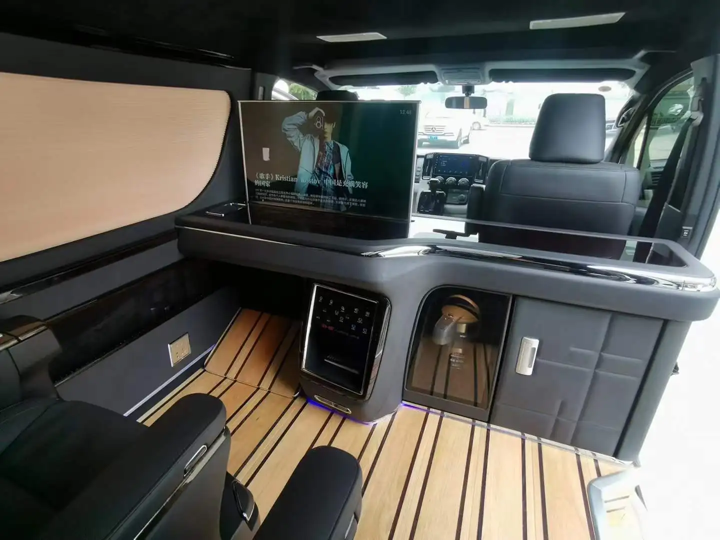 Toyota Hiace Interior Luxury