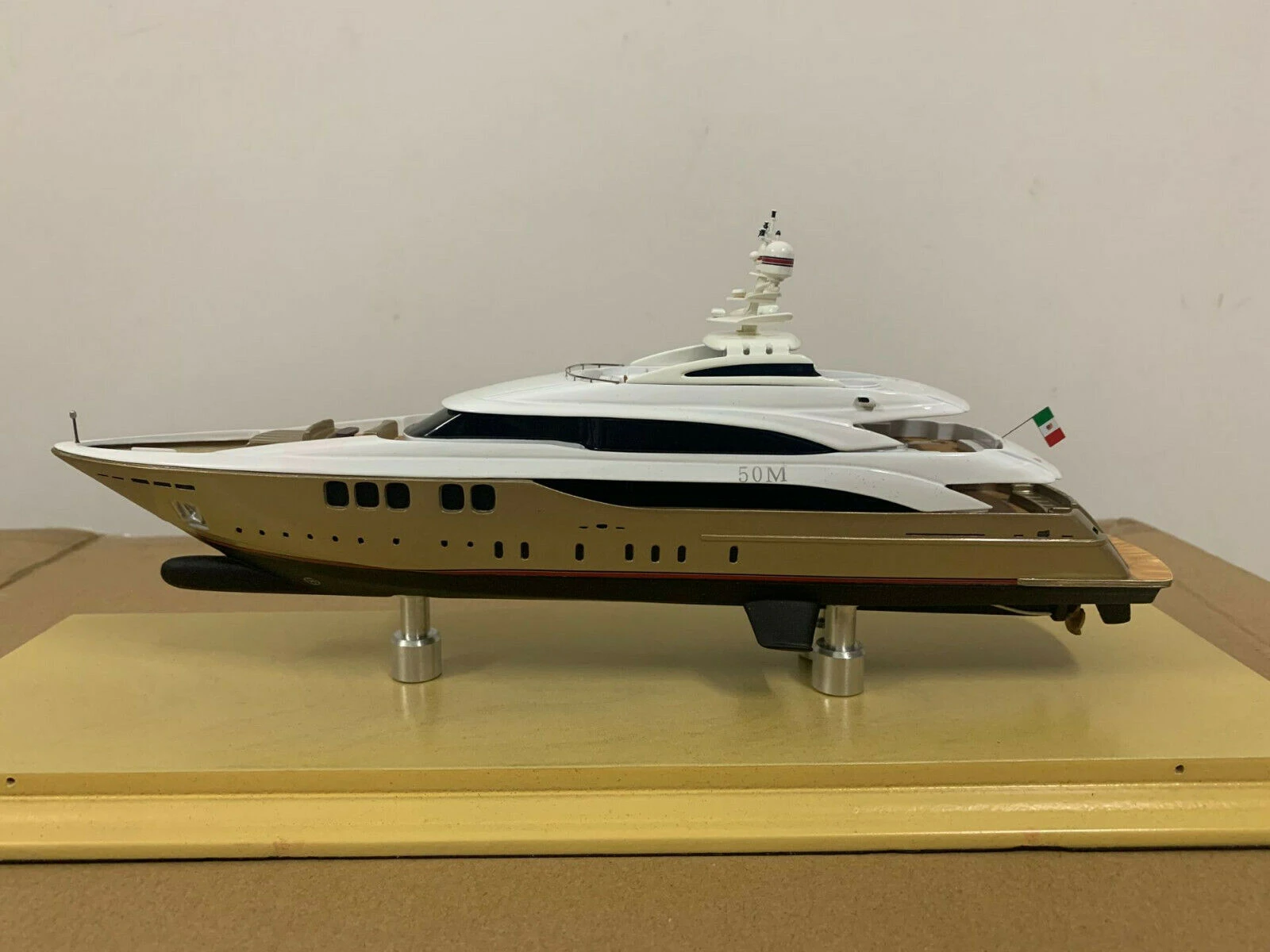 Handcrafted 50M Yacht Boat Model 1/160 Scale Resin Model Gold Color ...