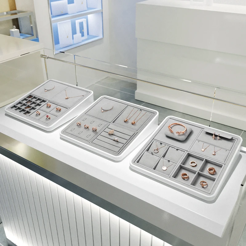 Diamond Jewelry Display