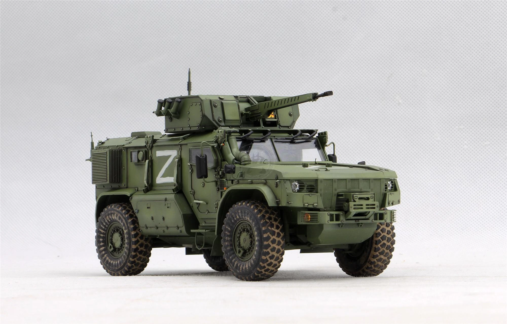 Rpg 35022 1/35カマズK 4386 TYPHOON VDV装甲車両と32V01リモコン武器ステーション| | - AliExpress