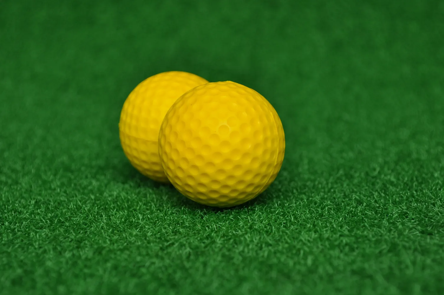 PGM-1pcs-Sponge-Elastic-PU-Foam-Balls-Q008-Golf-Light-Balls-Indoor ...