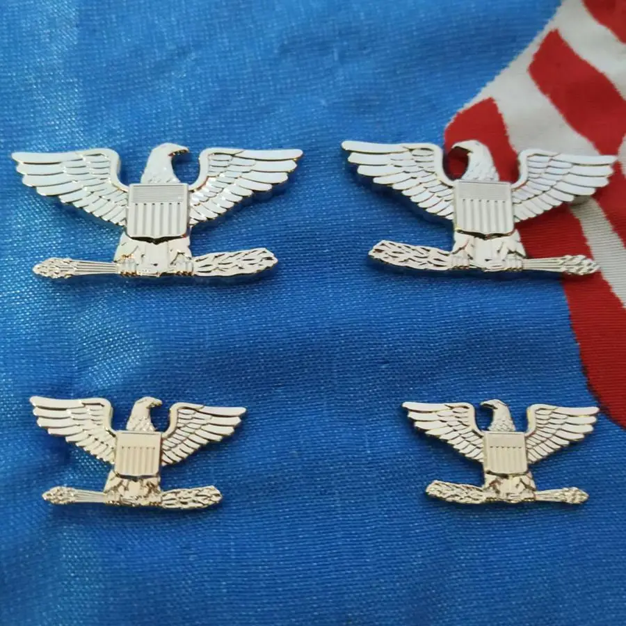 TWO PAIR WW2 WWII US ARMY COLONEL EAGLE WAR BIRD DEVICE INSIGNIA METAL ...