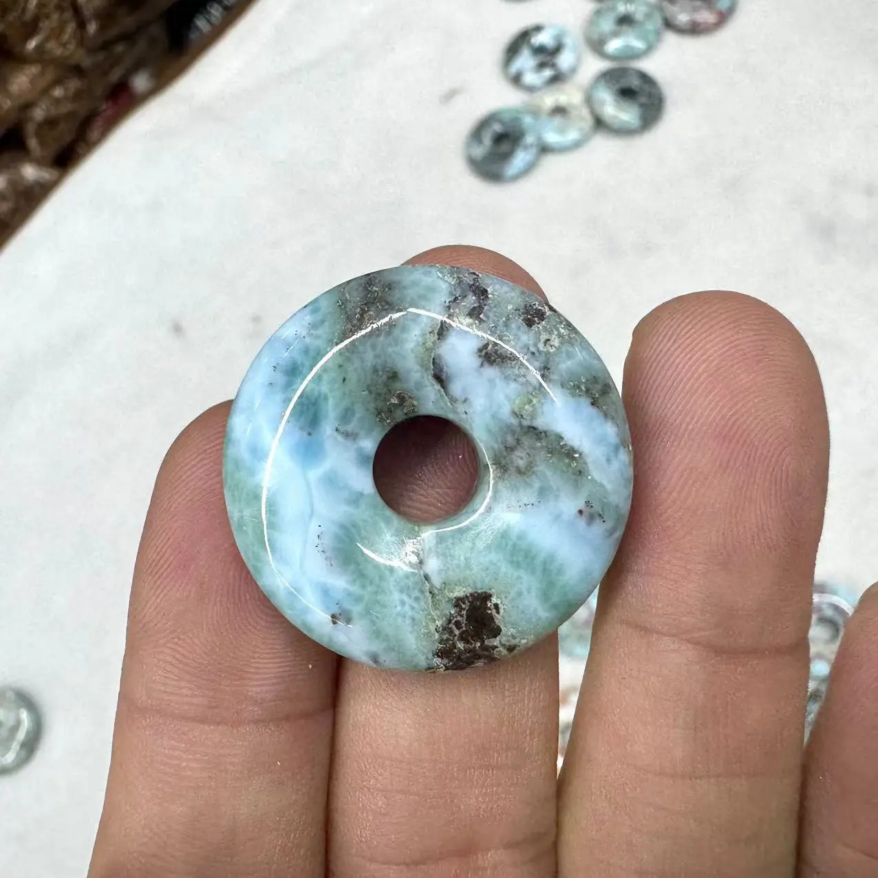 Rosquilla-de-30mm-piedra-preciosa-Natural-larimar-de-Dominica-cuentas ...
