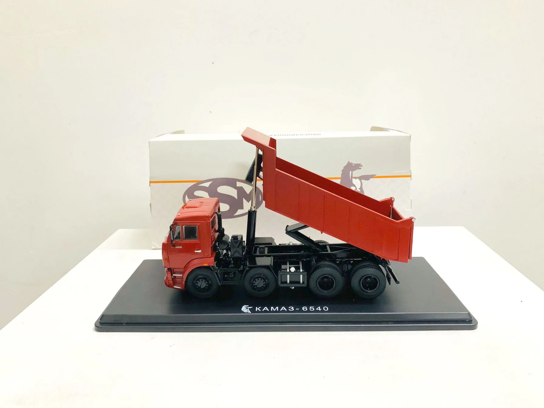 Start-Scale-Models-SSM-Kamaz-Escala-1-43-Cami-n-volquete-modelo-fundido ...