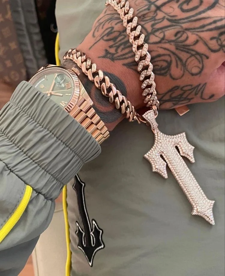 Carbon Decorate Chain | Tee Shirt Trapstar | Carbon Accessories ...