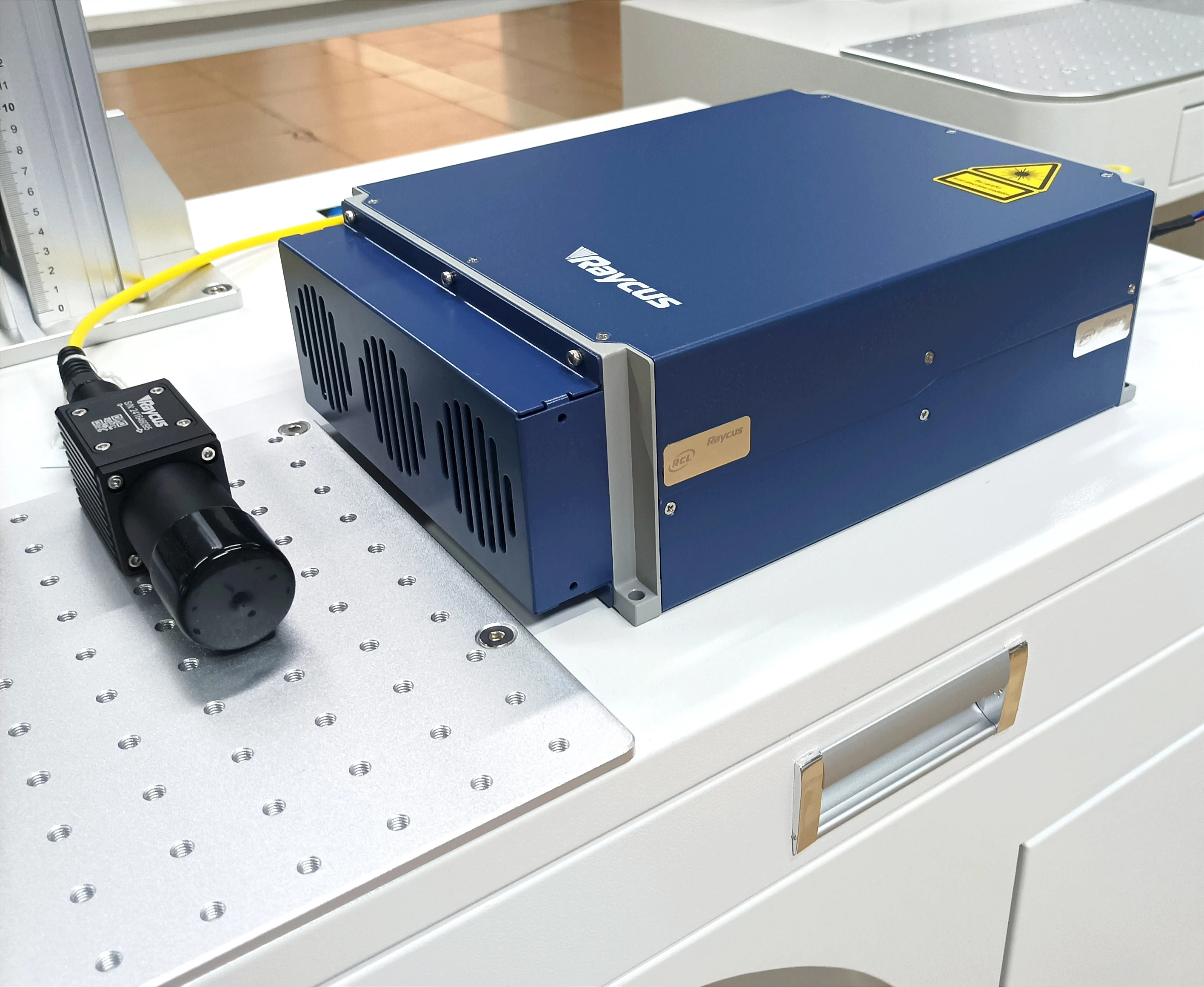 Genuine-Raycus-Original-Fiber-Laser-Source-Q-Switche-RFL-P20QS-Laser ...