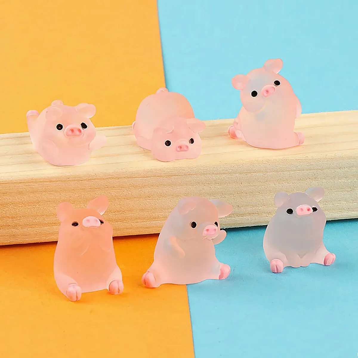 A-Set-Of-Six-Resin-Cute-Glow-In-The-Dark-Piggy-Ornament-DIY-Keychain ...