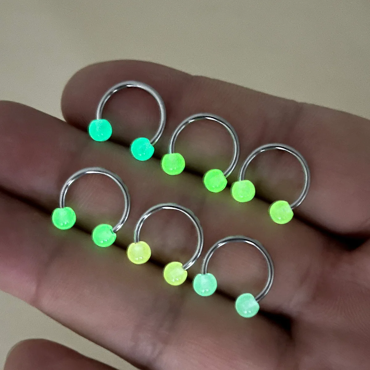 Septum Piercing Horseshoe Ring