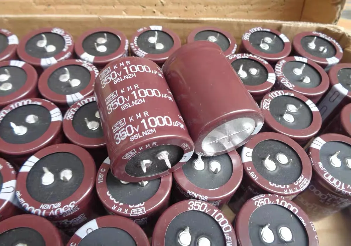 New-Electrolytic-Capacitor-350V1000UF-35X45MM-2P-KME-105C-JAPAN-NCC-NIPPON.jpg