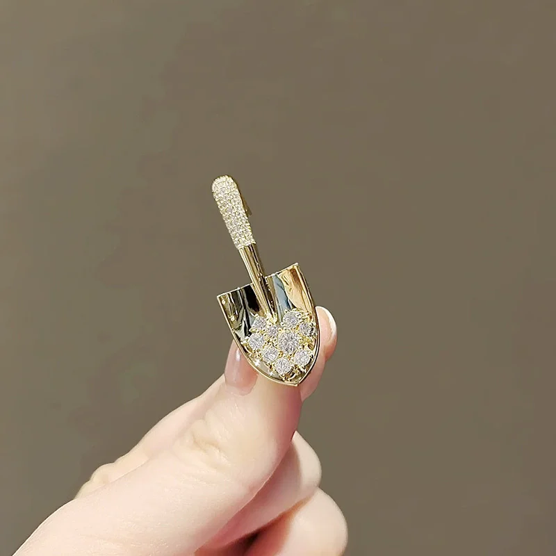 1Pc Cute Shovel Brooch for Men Women Exquisite Shovel Pin Brooch ...