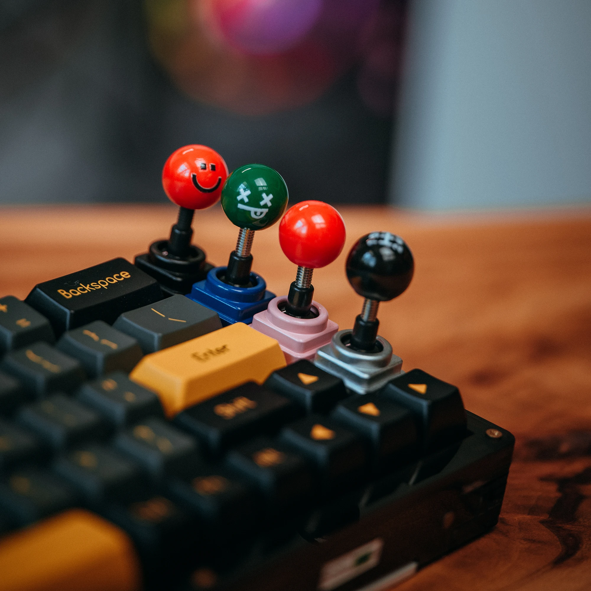 Retro-Lucky-Joystick-Keycap-Esc-Artisan-Keycap-CNC-Basis-f-r-MX ...