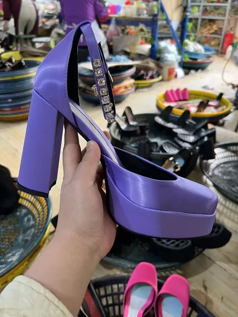 Luxury Brand Elegant Woman’s Platform Sandals INS Candy Color Crystal ...