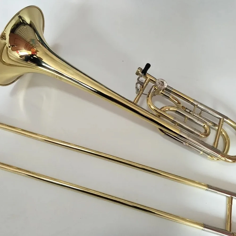 Instrumento de jazz profesional de latón lacado en oro Plano B con ...