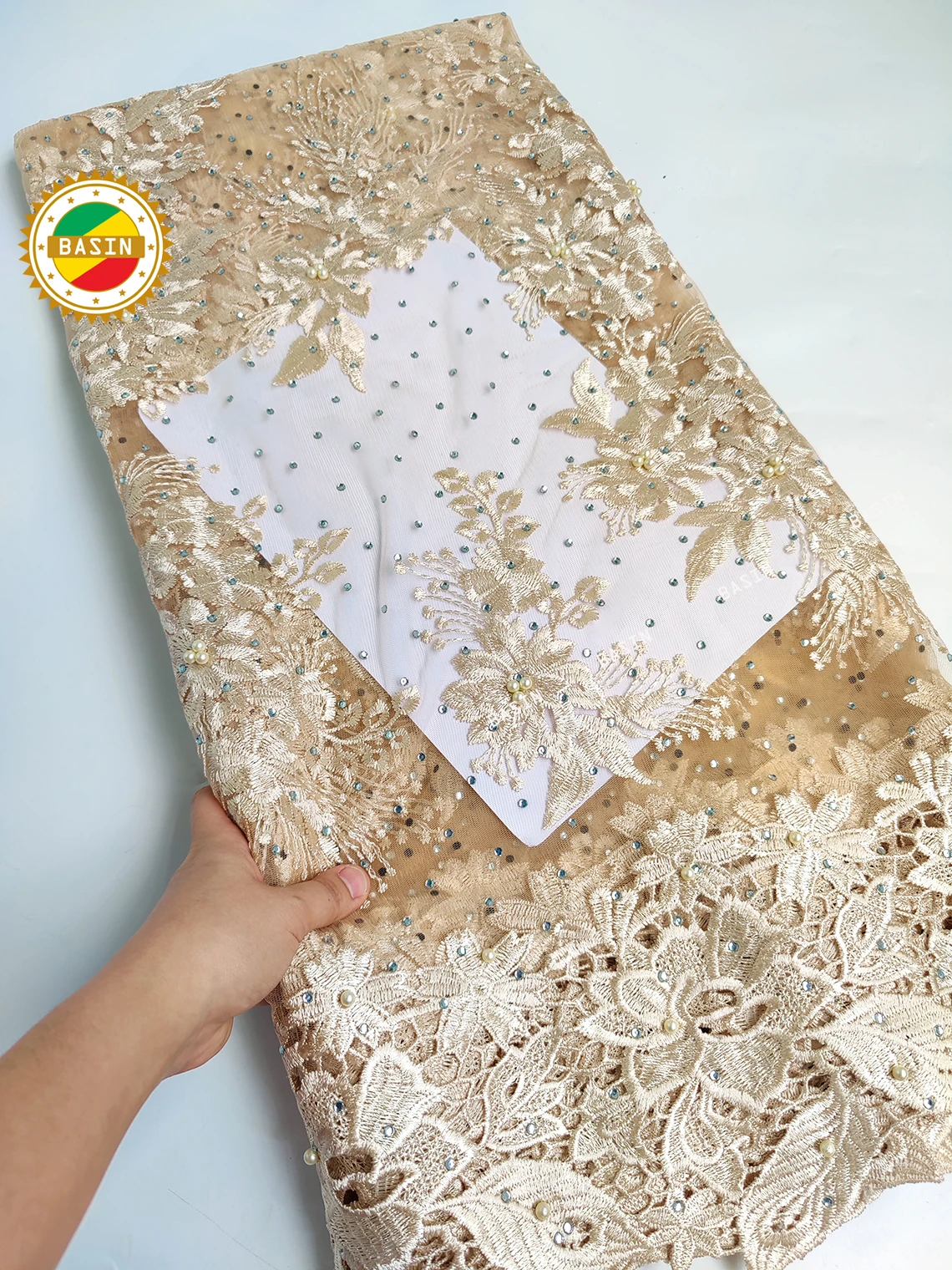 Telas-de-encaje-de-Red-Africana-de-l-nea-dorada-con-piedras-diamantes ...