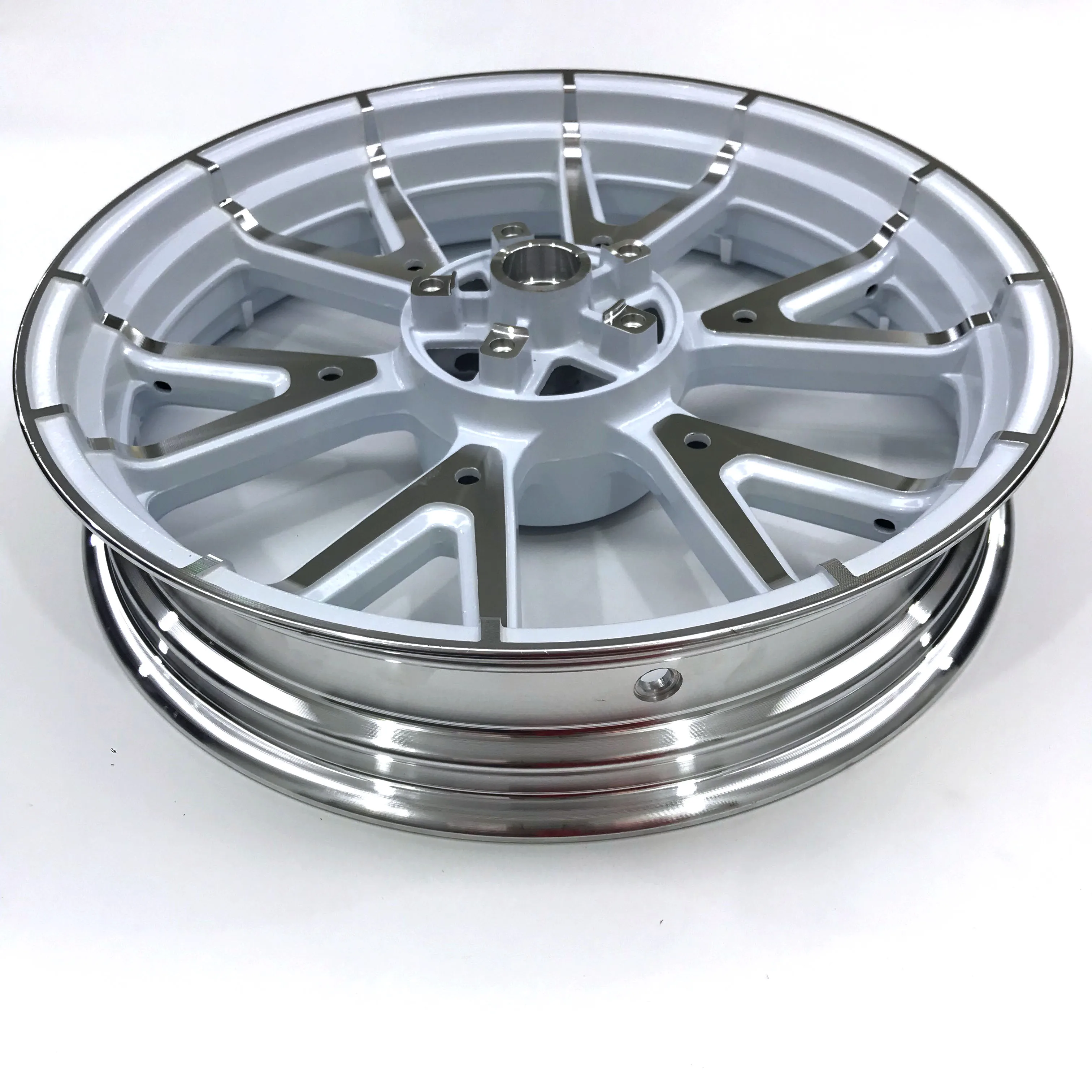 Premium-Quality-Wholesale-Sliver-Motorcycle-Alloy-Wheels-17inch.jpg