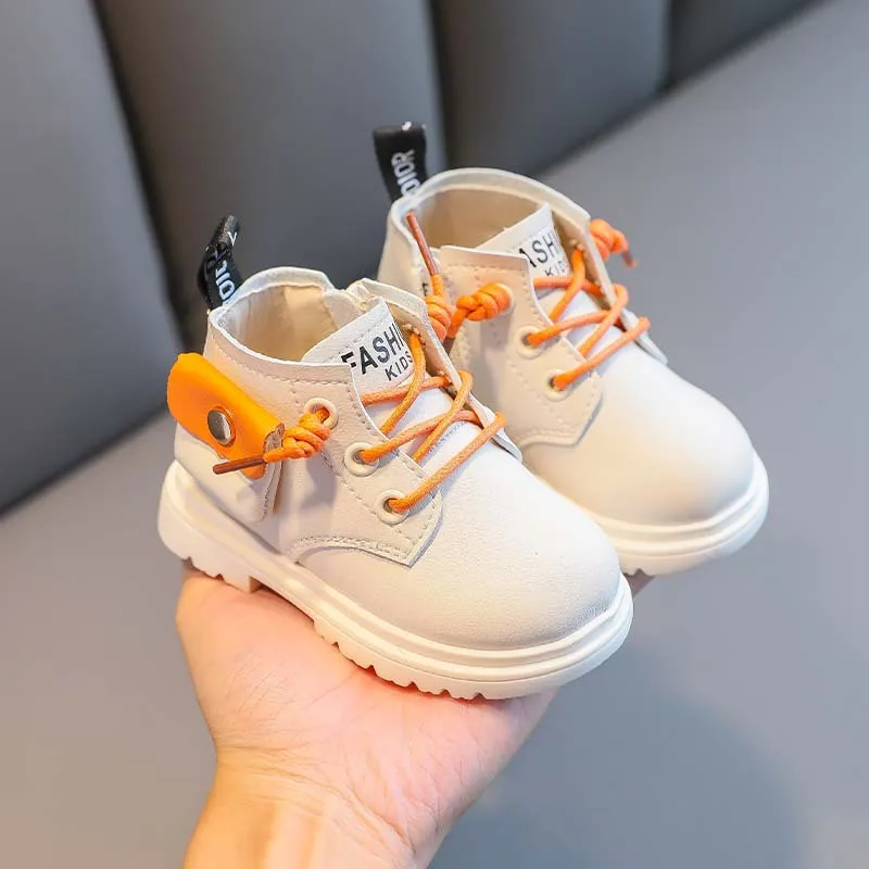 Sepatu Bot Bayi