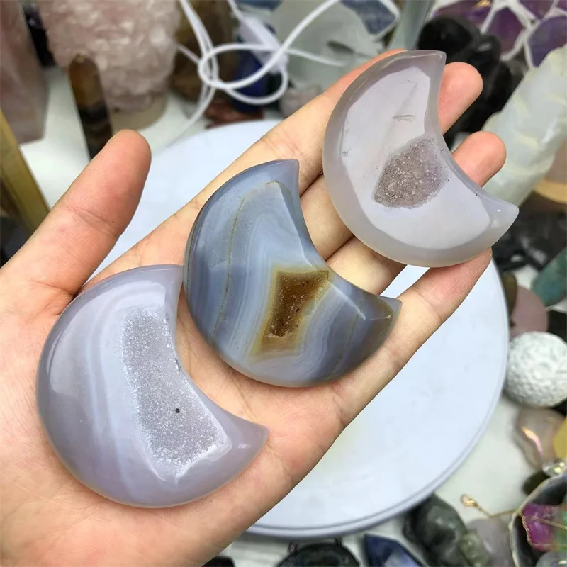 Agate-Geode-Moon-Healing-Reiki.jpg