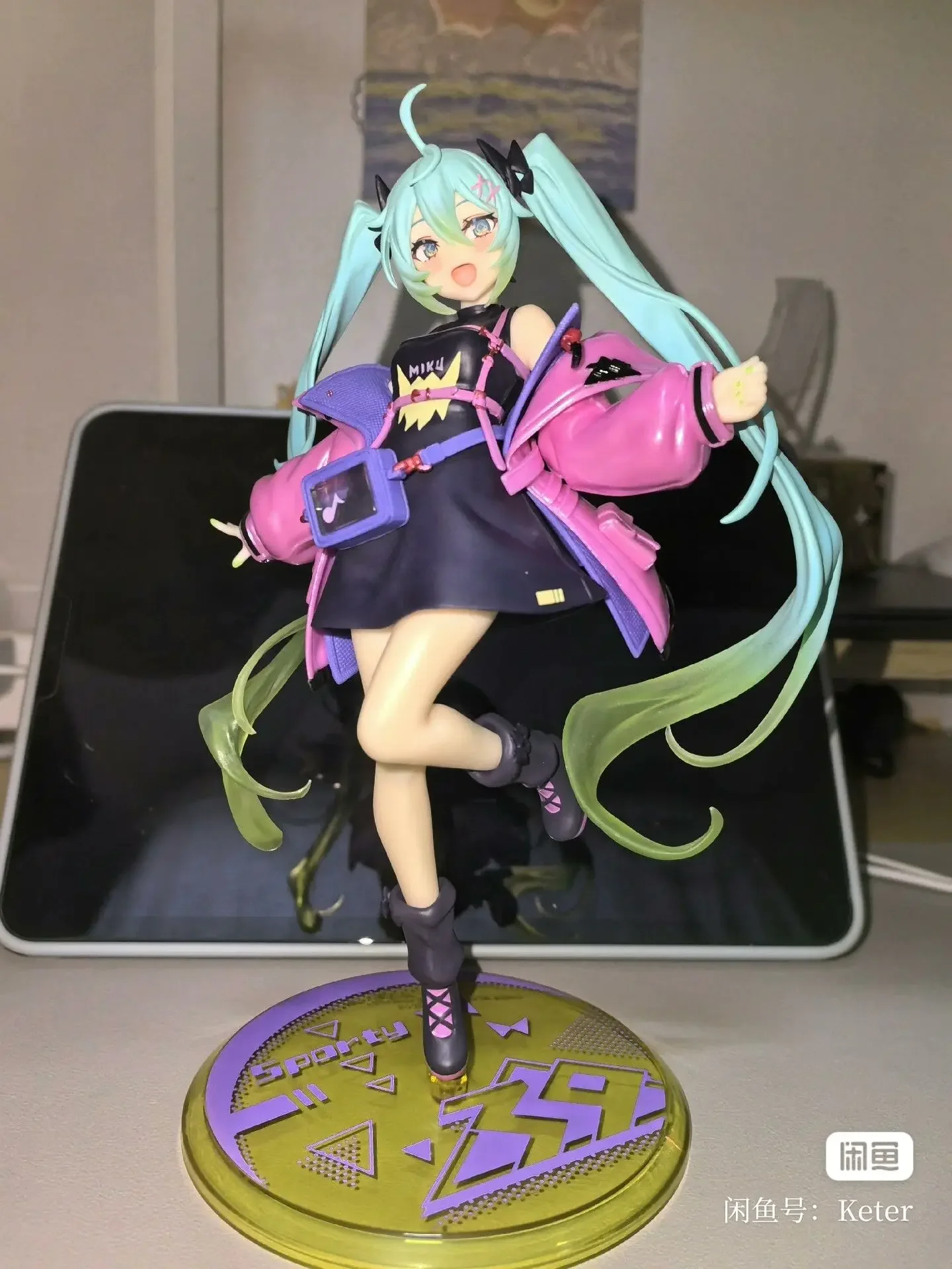 Exclusive-Edition-Original-Taito-Fashion-Hatsune-Miku-Fashion-Sporty ...