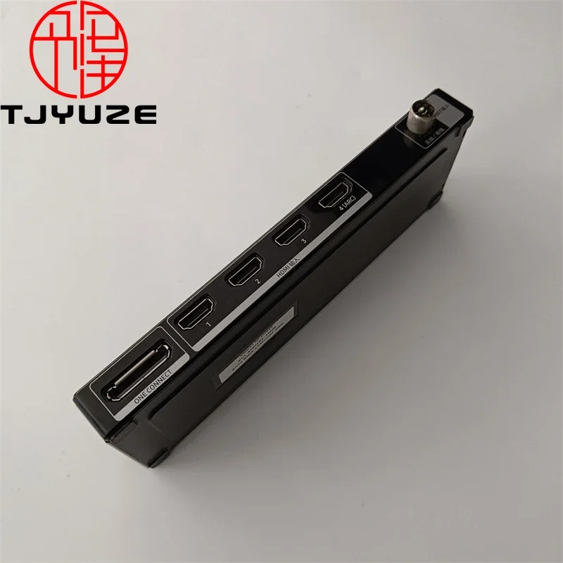 ONE-CONNECT-MINI-Box-For-TV-UN55MU7000GXZD-UN65MU7000GXZD ...