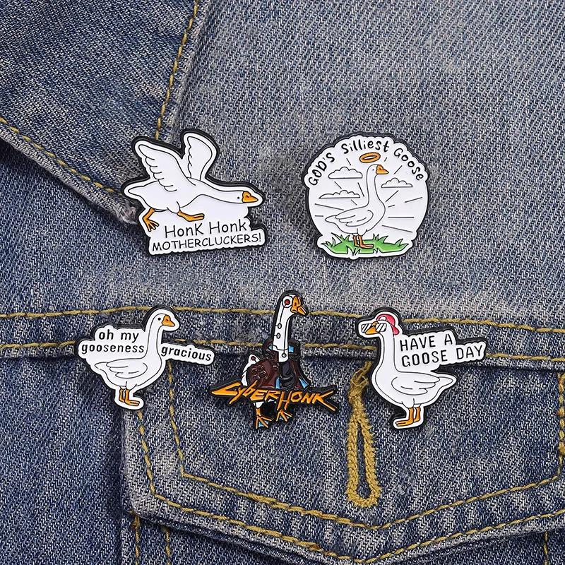 Creative White Goose Pins Cartoon Women's Brooches Men Lapel Pins metal ...